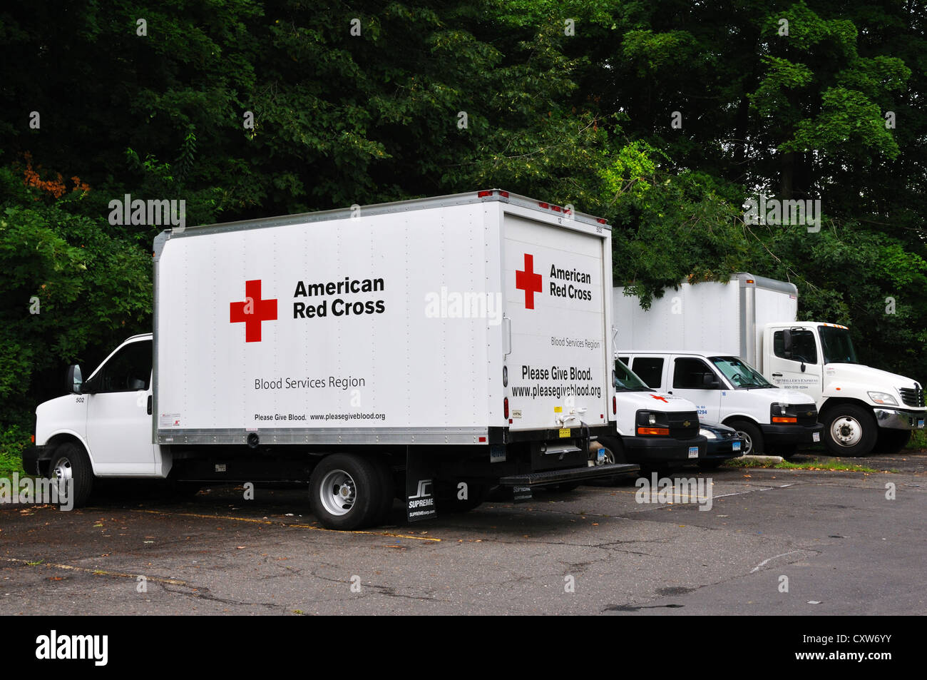 American red cross disaster relief vehicle hi-res stock photography and ...