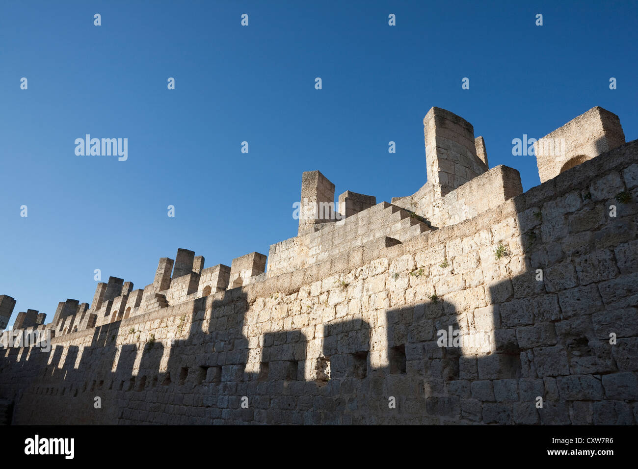 Crenelated walls inside Peñafiel Castle - Peñafiel, Valladolid Province ...