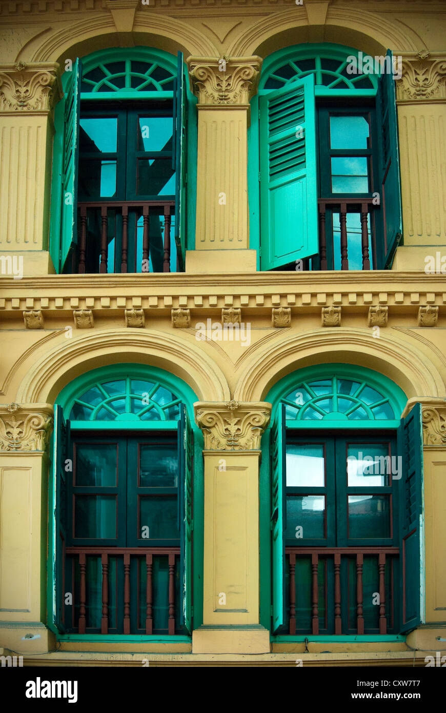 Suttered windows hi-res stock photography and images - Alamy
