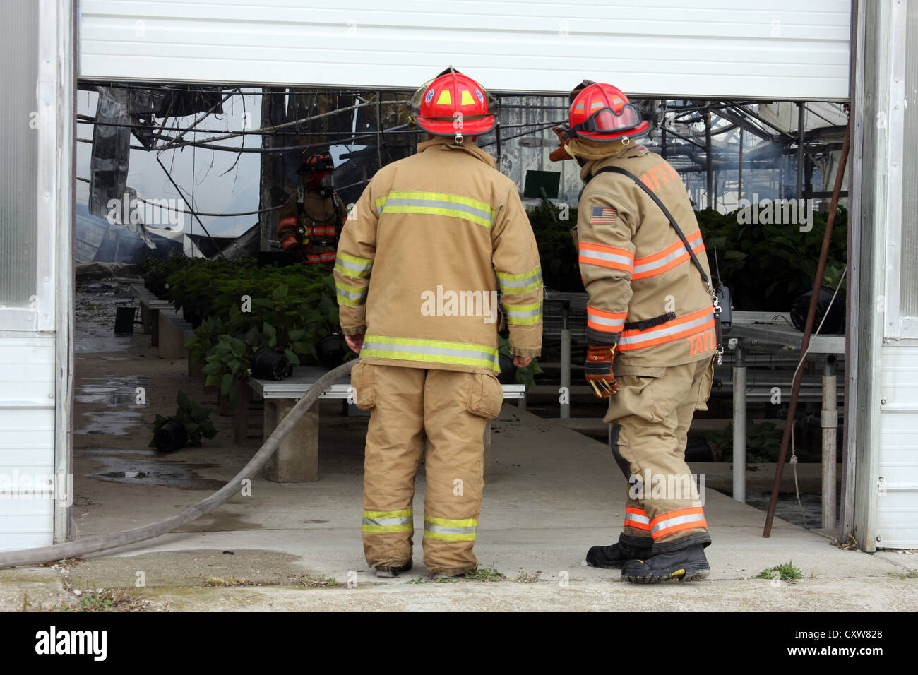 Firefighter pointing hi-res stock photography and images - Alamy