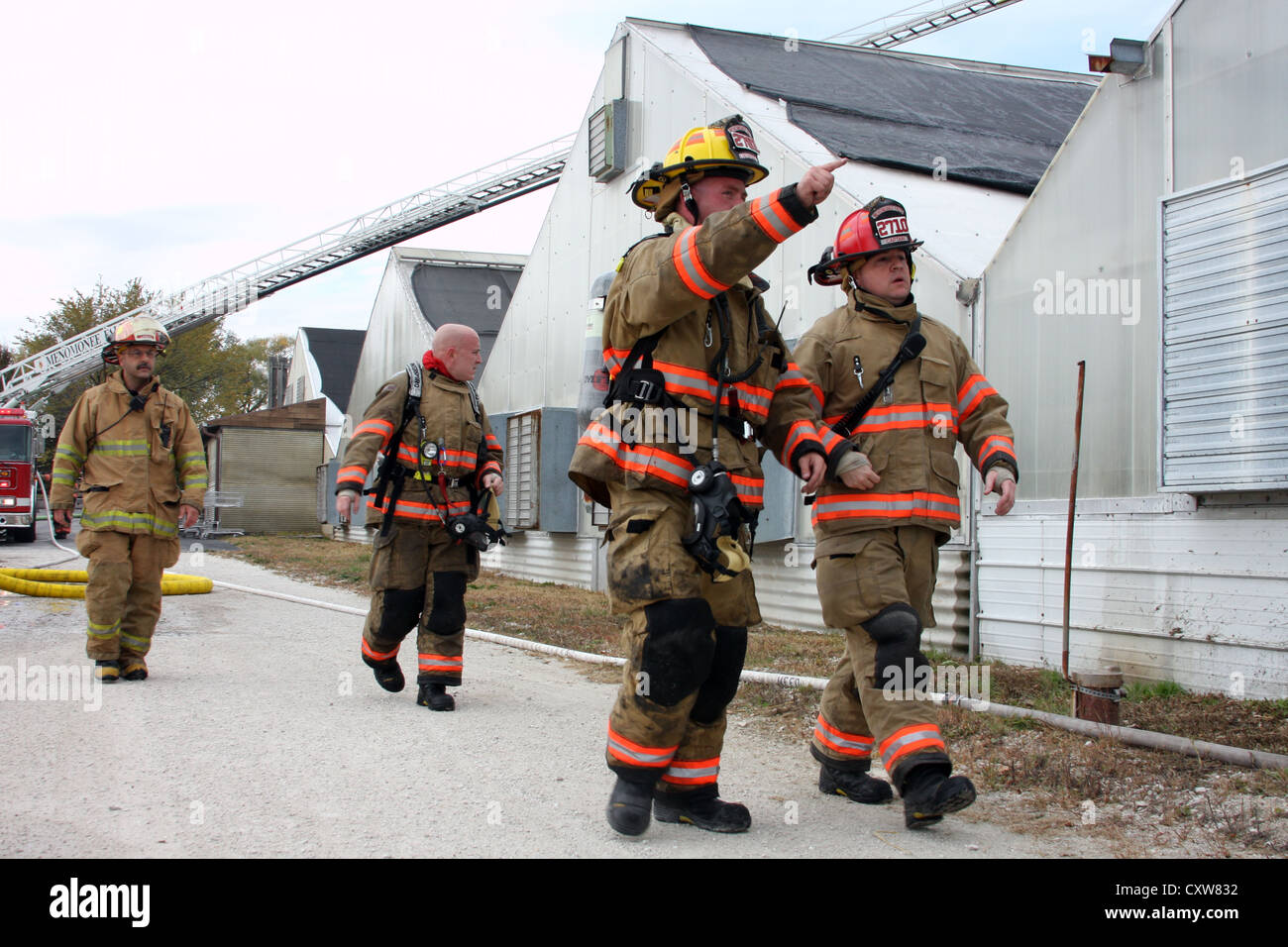 Truck damage roof hi-res stock photography and images - Alamy