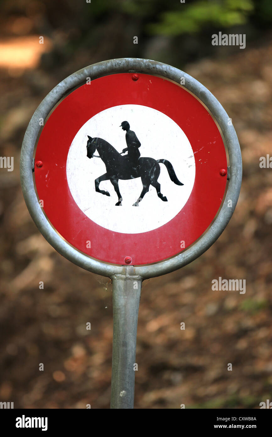 no horse riding woods sign, tracking, horse riding, woods, nature ...