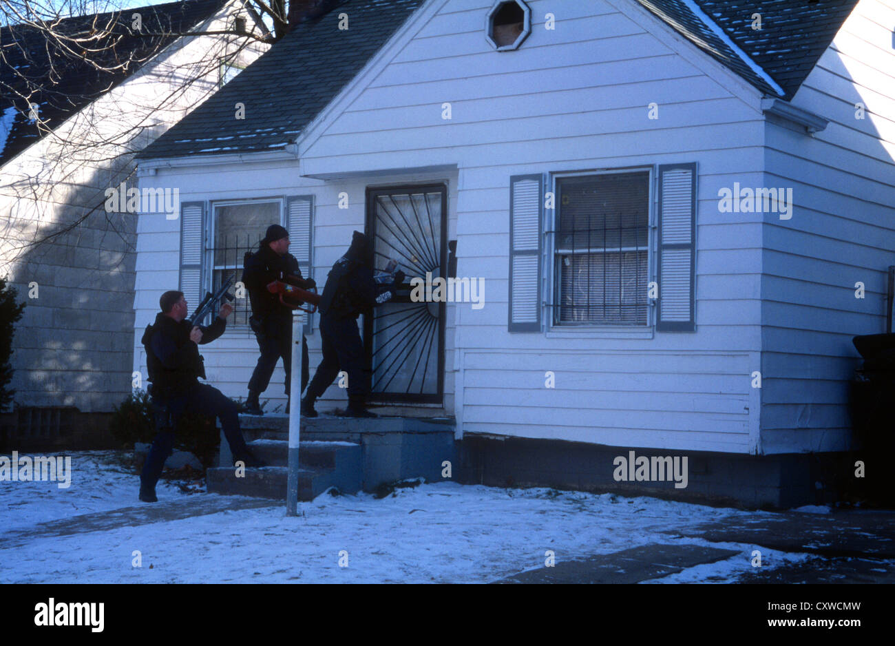 Detroit police narcotics officers narcs hi-res stock photography and ...