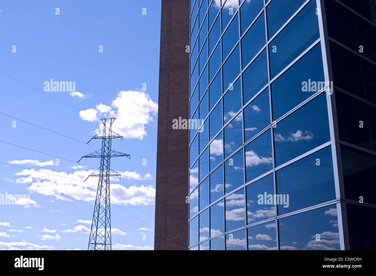 Electrical transmission tower hi-res stock photography and images - Alamy