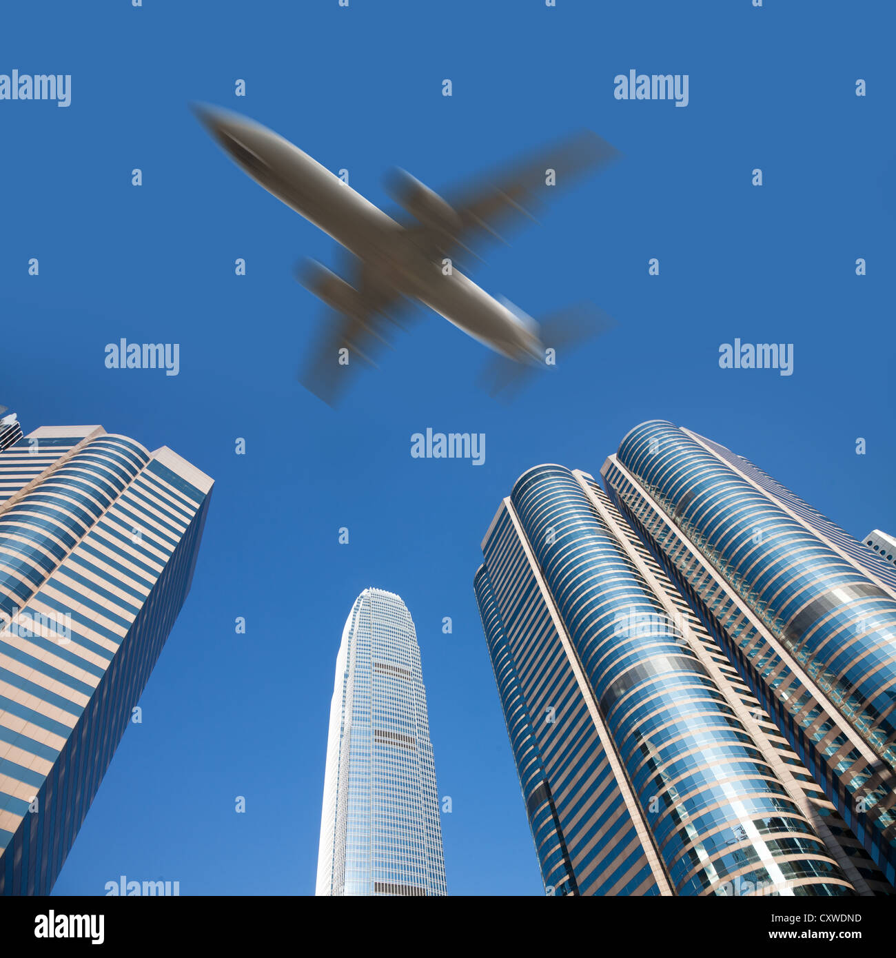 Modern aeroplane hi-res stock photography and images - Alamy