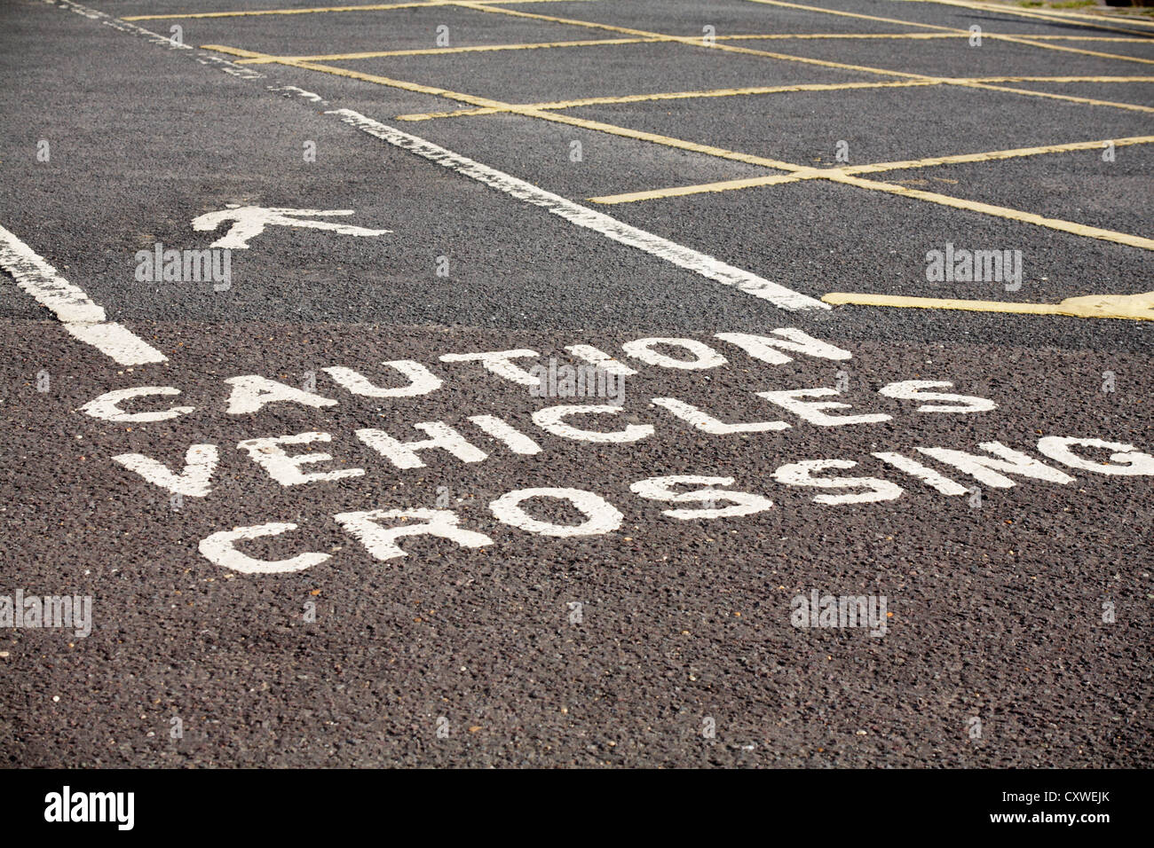 Yellow hatchings hi-res stock photography and images - Alamy