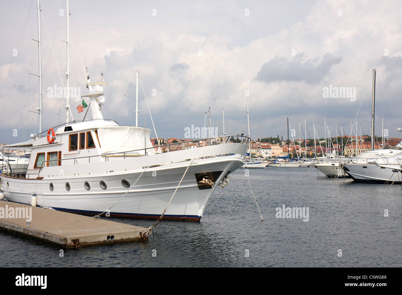 Mooring launch hi-res stock photography and images - Alamy