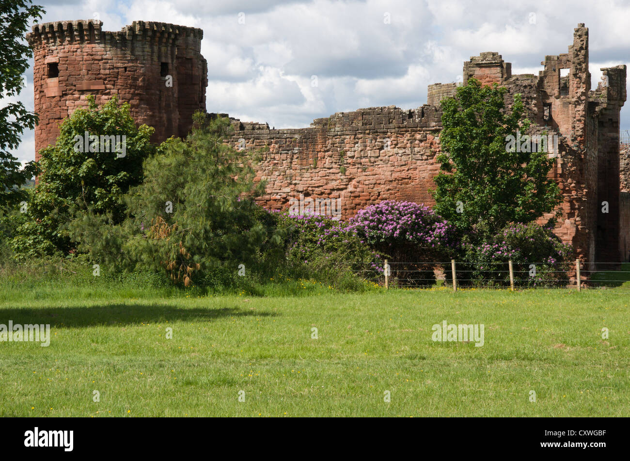 Bothwell Castle in Lanarkshire, Scotland a 13th century castle with ...