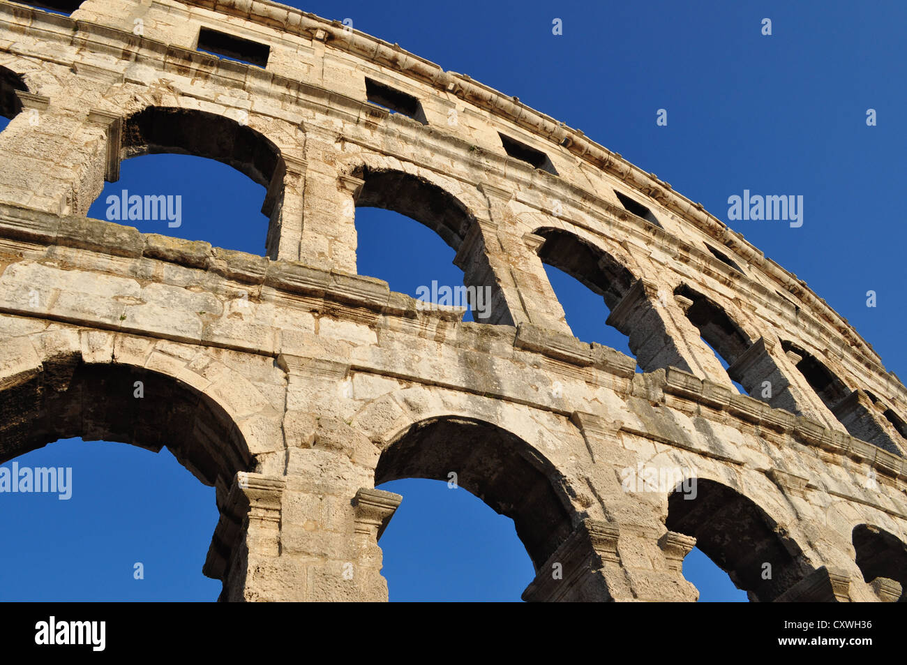 Roman amphitheatre Pula Croatia Stock Photo - Alamy