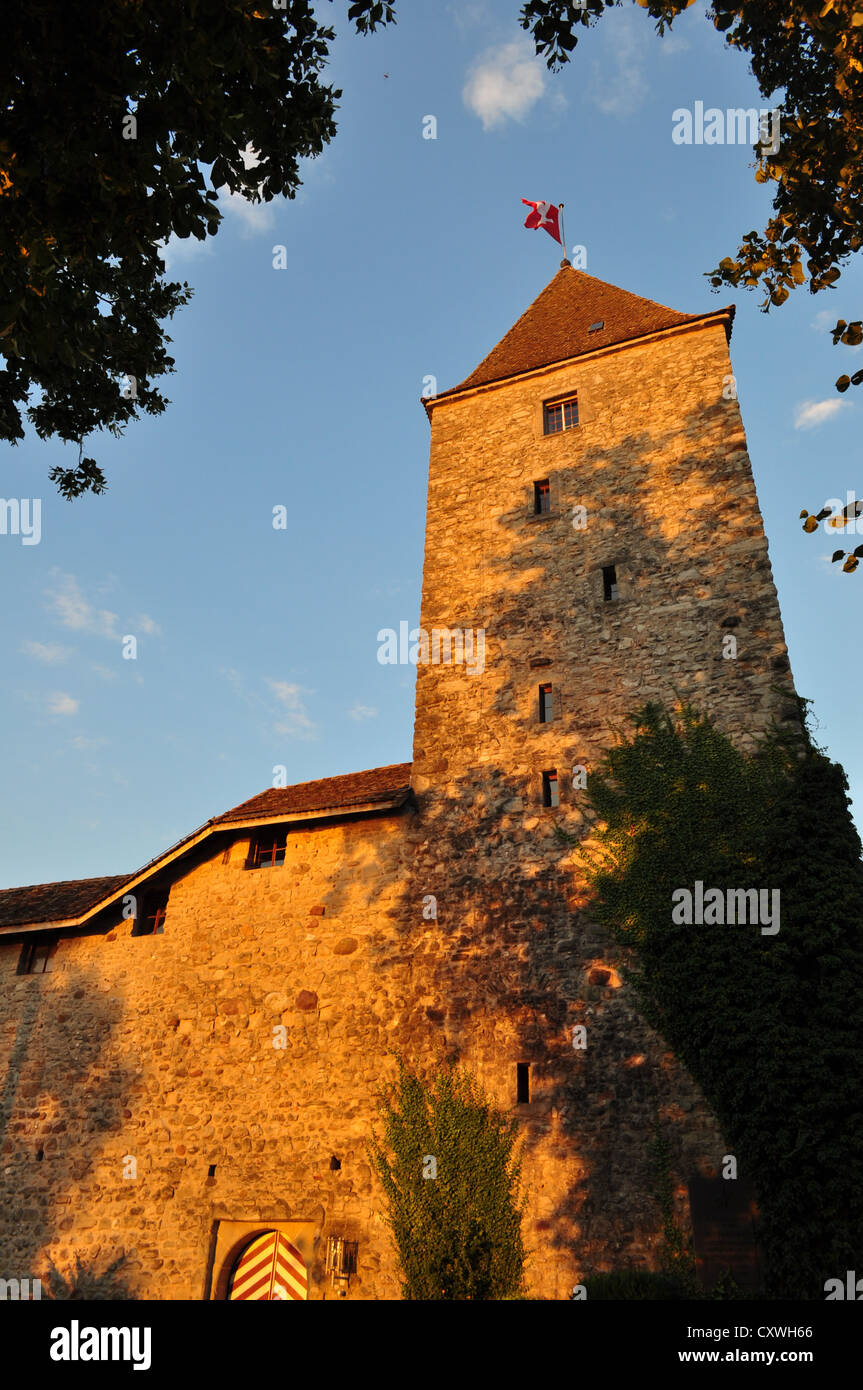 Sunset on Rapperswil castle, Switzerland Stock Photo - Alamy