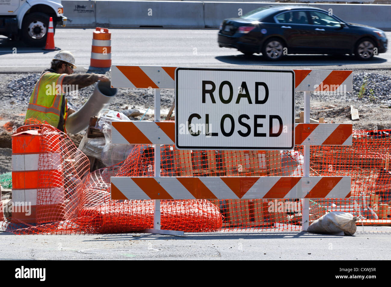 Road Closed sign - USA Stock Photo - Alamy