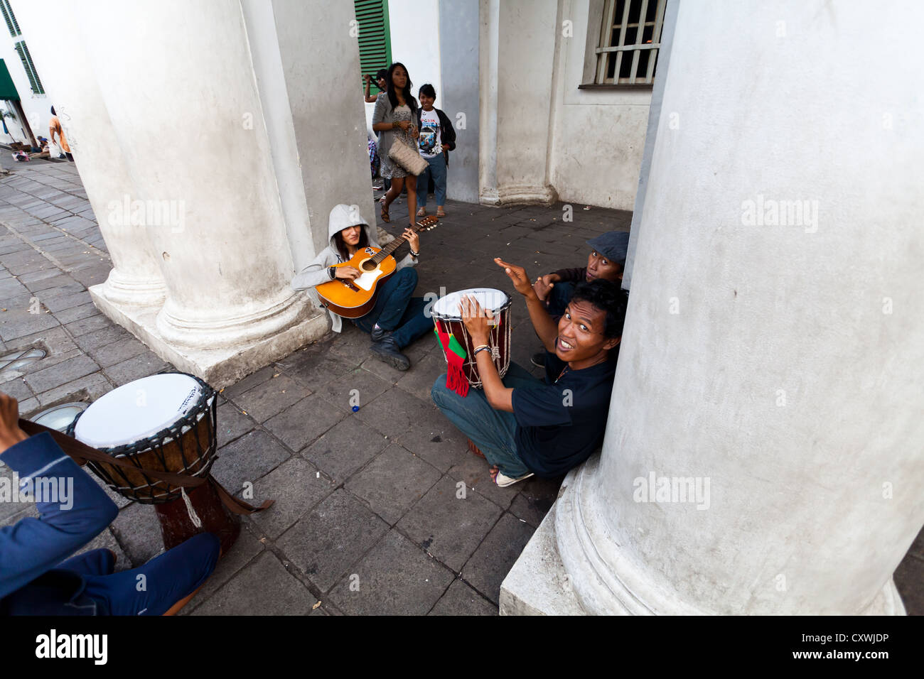 Street Musicians in the Old Town of Jakarta, Indonesia Stock Photo - Alamy
