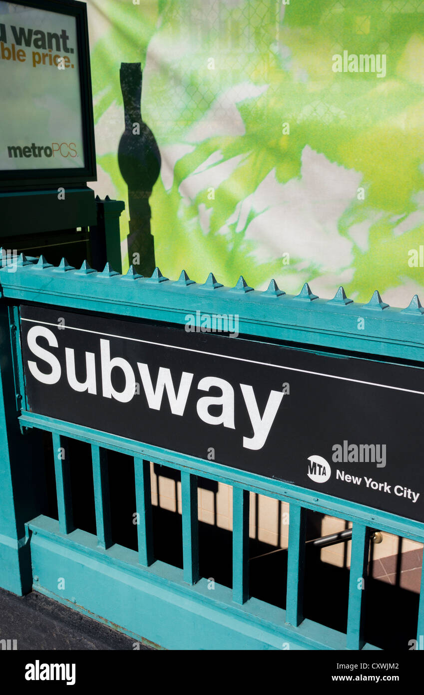 New York City Subway station Stock Photo - Alamy