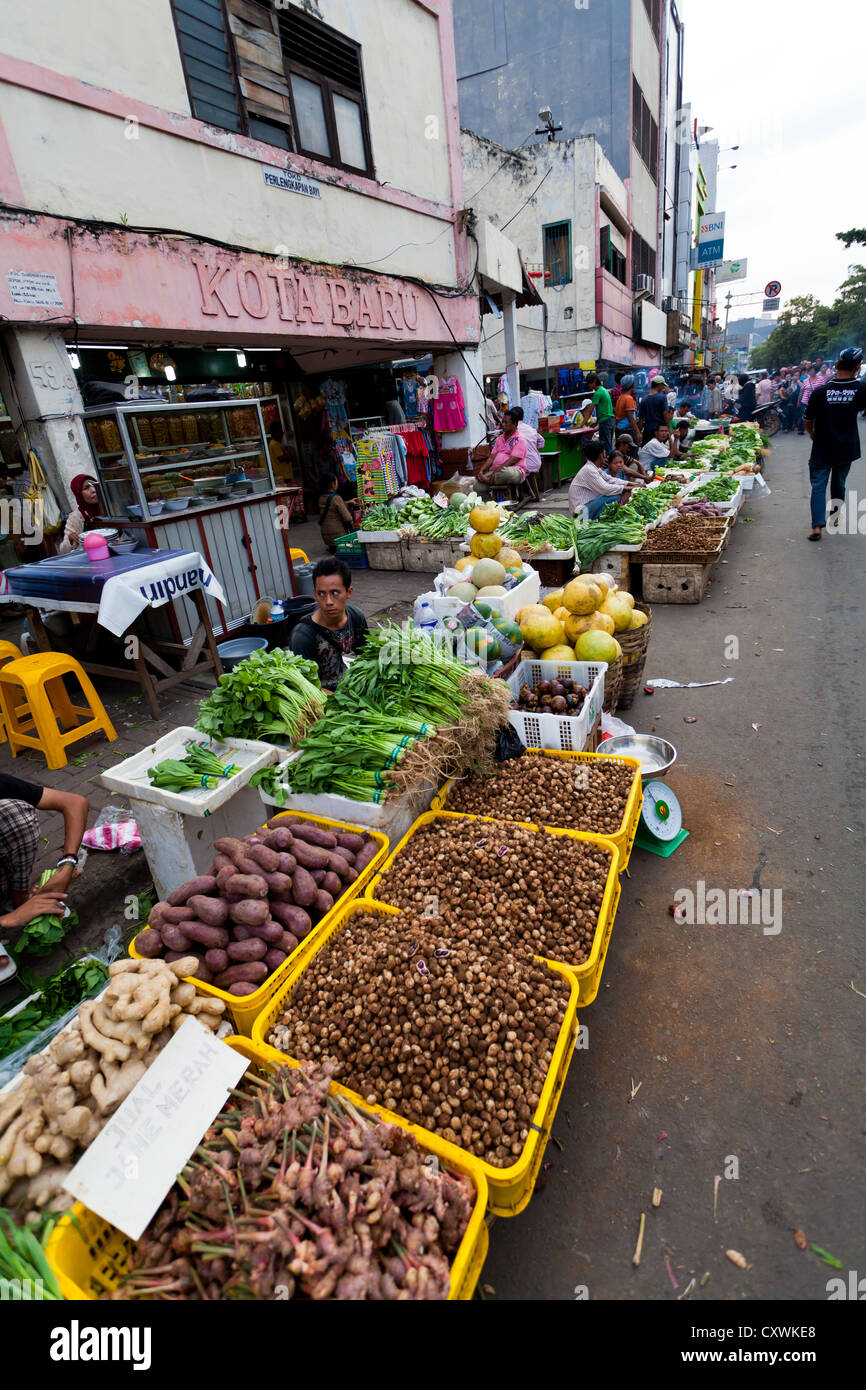 Indonesian purchase food hi-res stock photography and images - Alamy