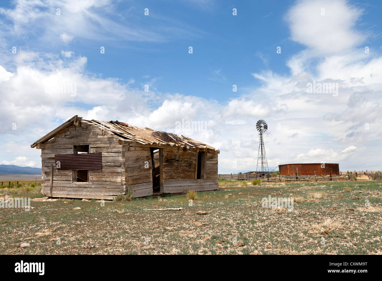House water tank hi-res stock photography and images - Alamy