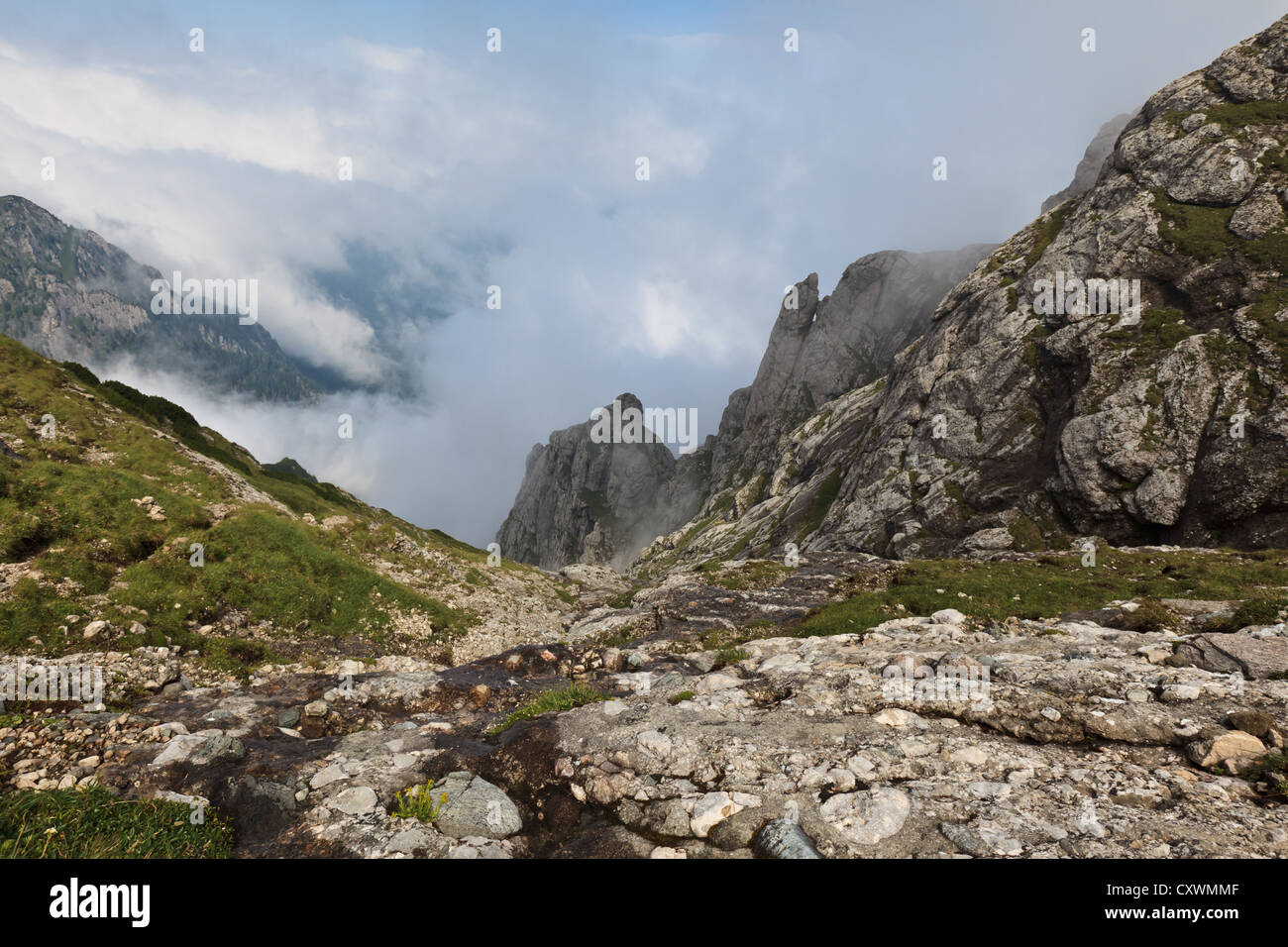 Stone rock valley mountain hi-res stock photography and images - Alamy