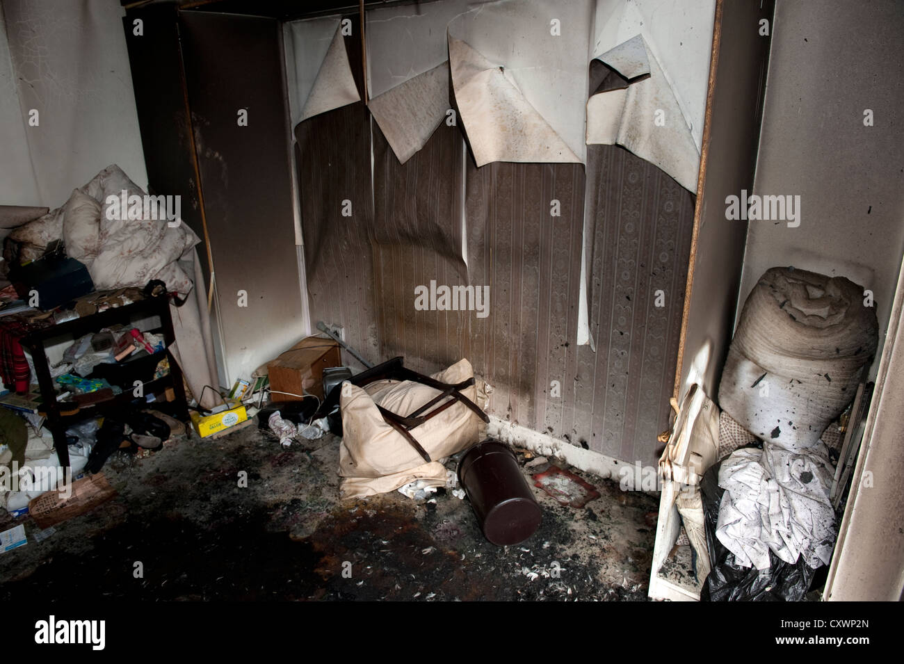 Burnt Apartment flat House Fire blackened smoke damaged Stock Photo - Alamy