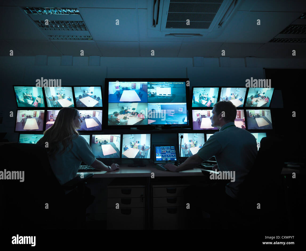 Two students interview desk hi-res stock photography and images - Alamy