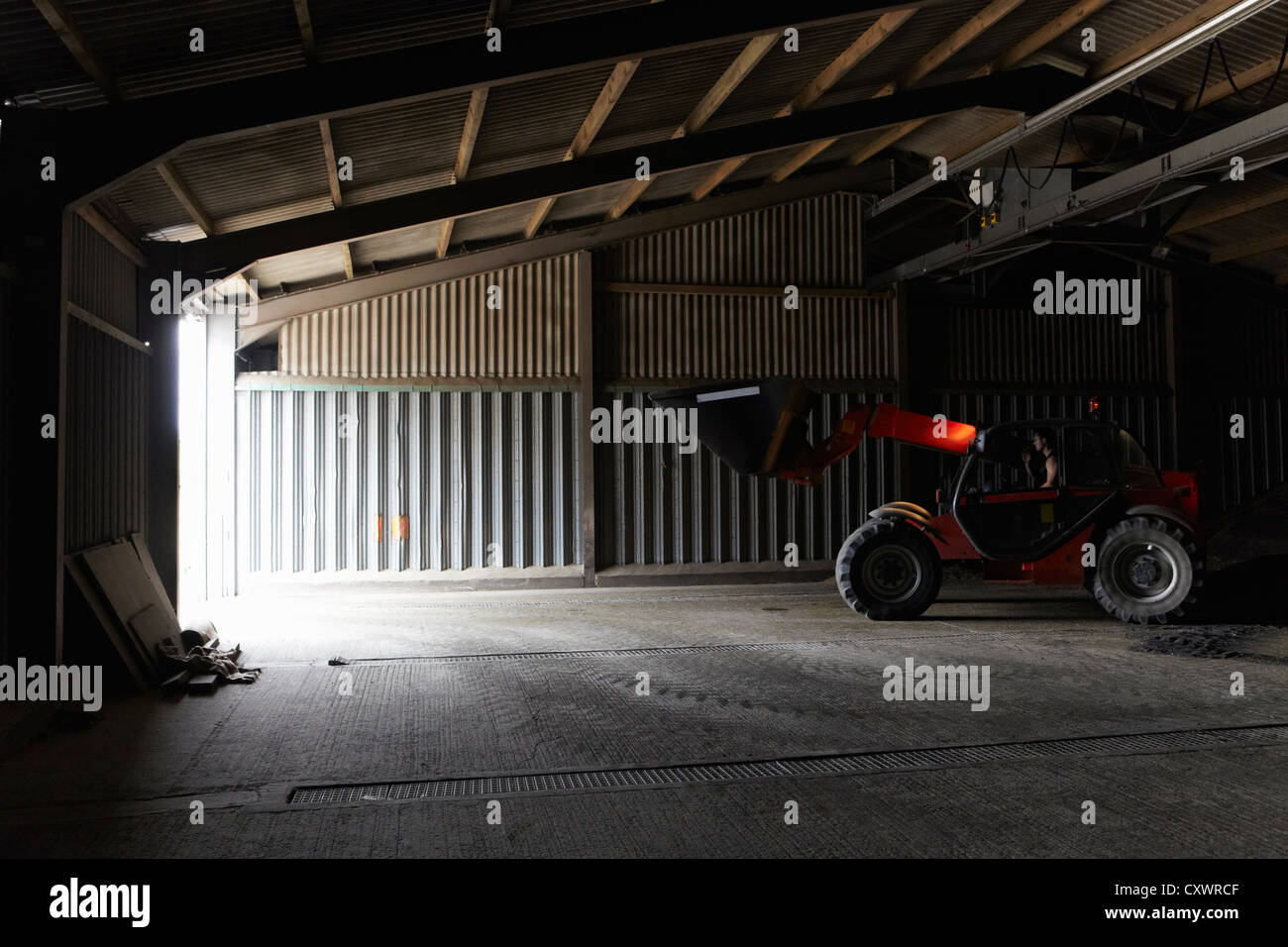 Inside the digger bucket hi-res stock photography and images - Alamy