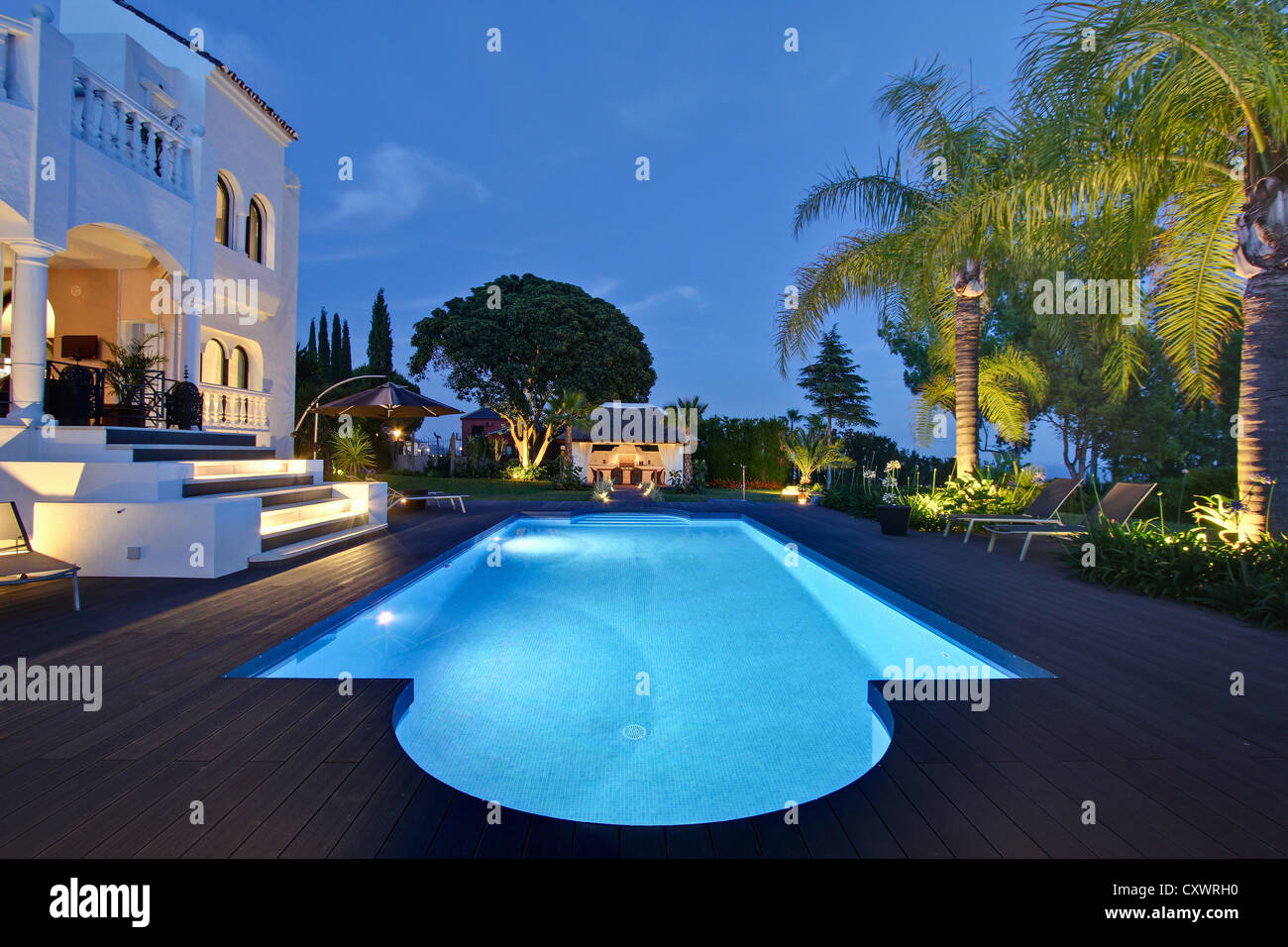 Horizontal color colour nighttime outside outdoors hi-res stock ...