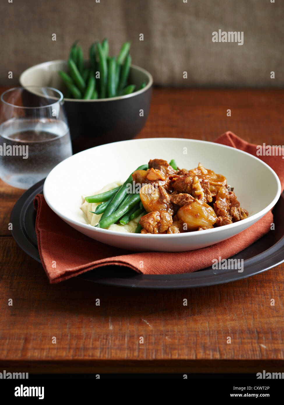 Beef and bean stew hi-res stock photography and images - Alamy