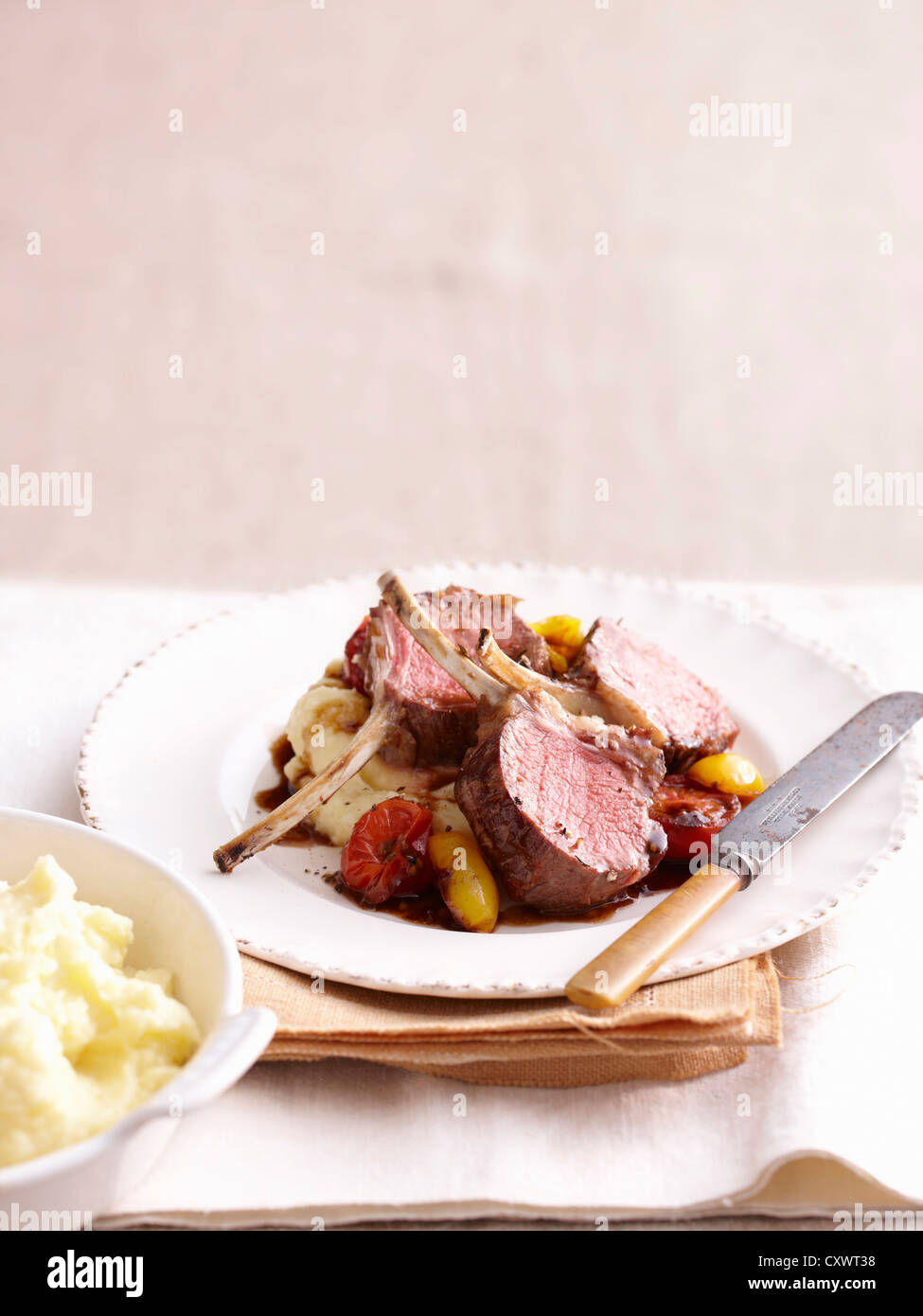 Plate of lamb and vegetables Stock Photo - Alamy