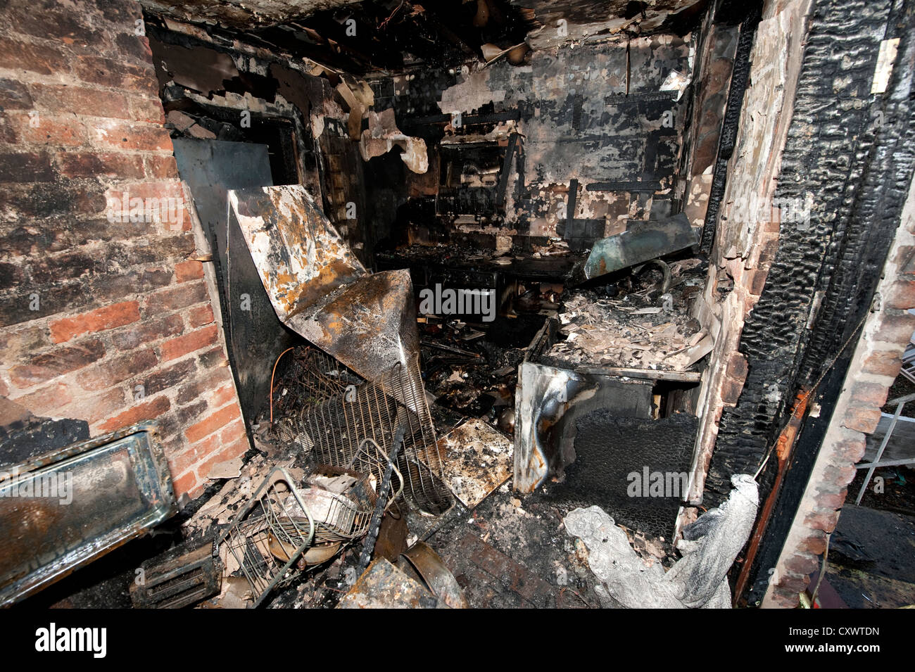 Kitchen fire hi-res stock photography and images - Alamy