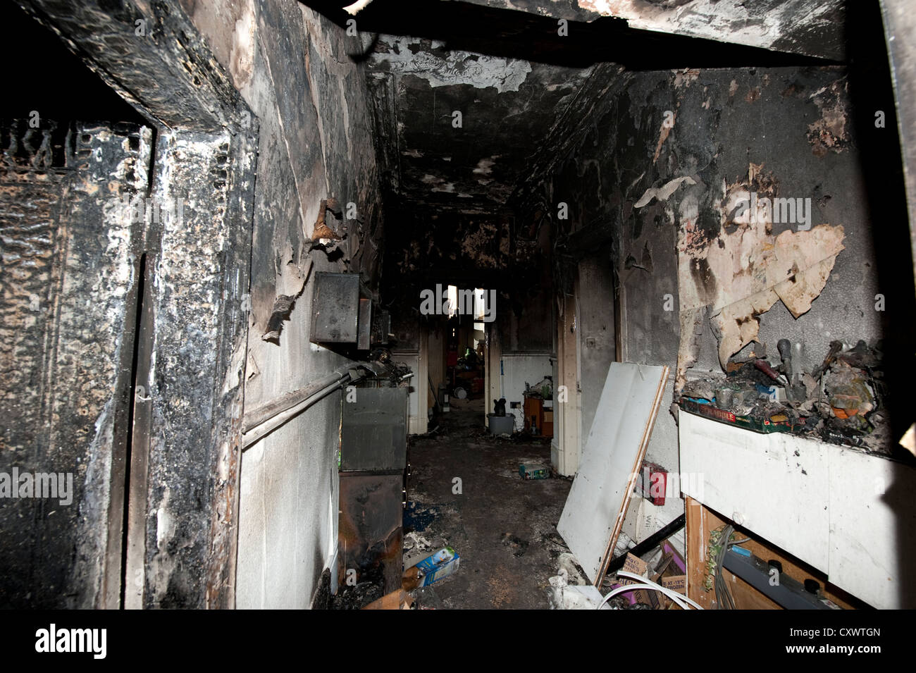 Fire damage house uk hi-res stock photography and images - Alamy