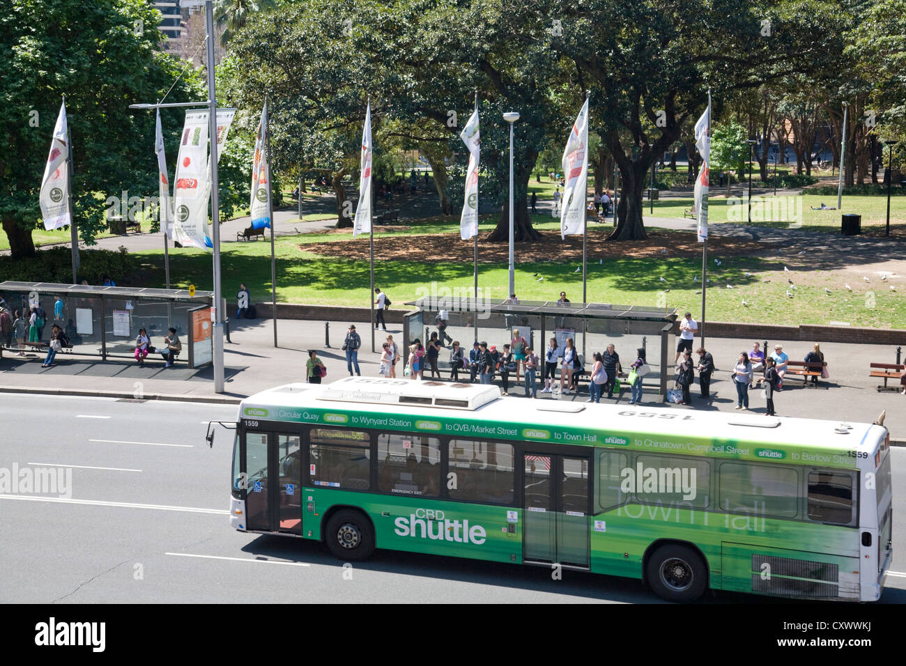 Wait for shuttle bus hi-res stock photography and images - Alamy