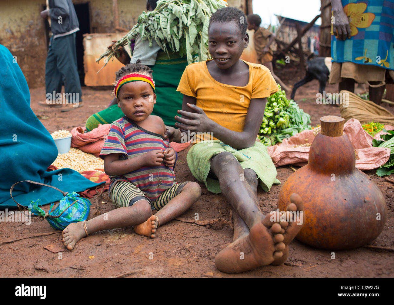 Girls From Menit Tribe In The Market, Jemu, Omo Valley, Ethiopia Stock ...