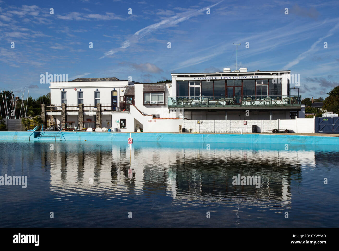 Open air baths hi-res stock photography and images - Alamy