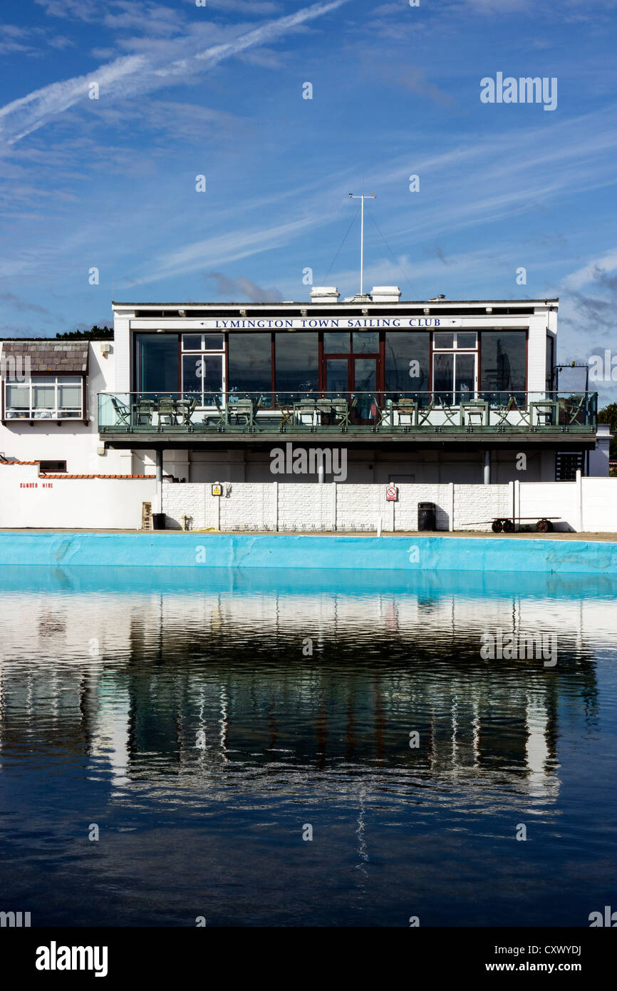 Lymington sea water baths hi-res stock photography and images - Alamy