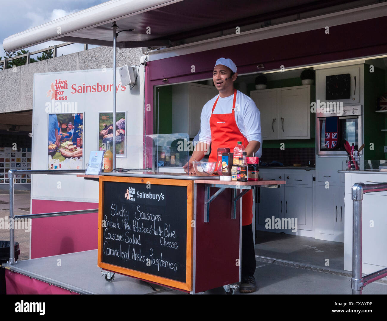 Outdoor stall hi-res stock photography and images - Alamy