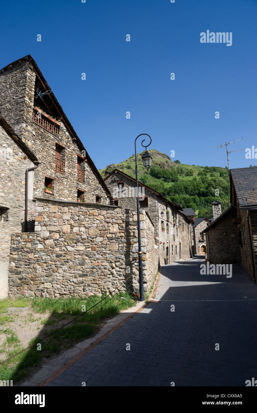 Village Durro in Vall de Boí, Catalonia, Spain. Rocognized as UNESCO ...