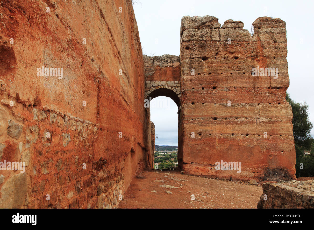 Paderne Castle, Algarve, Portugal Stock Photo - Alamy