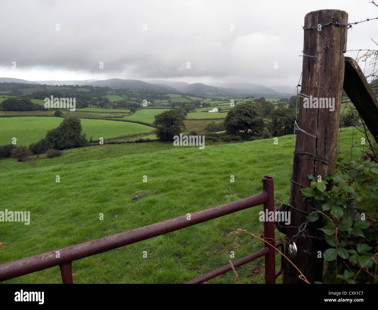 Farm gates locked hi-res stock photography and images - Alamy