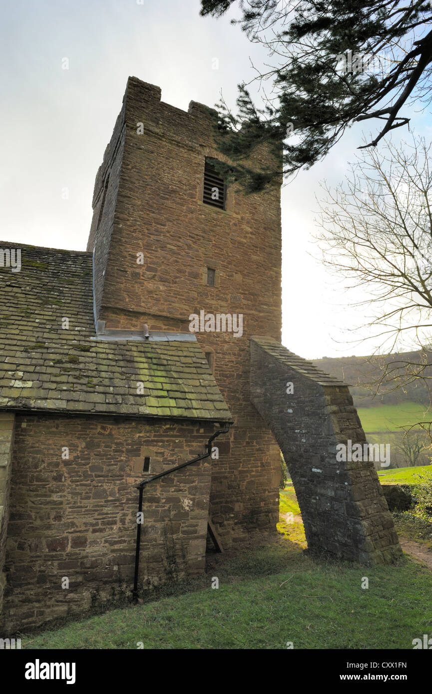 Angle buttress hi-res stock photography and images - Alamy