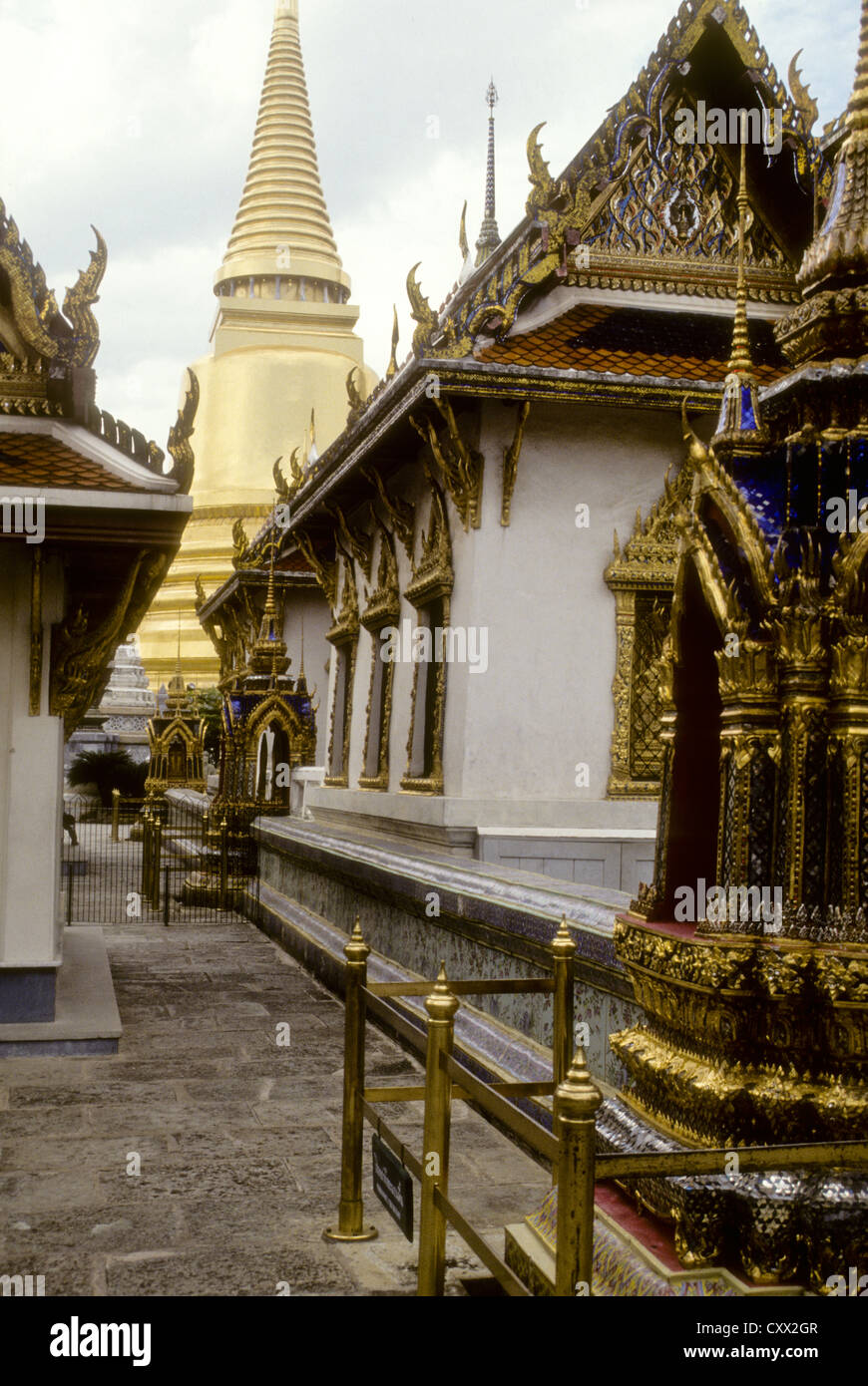 Bangkok Chitralada Palace High Resolution Stock Photography and Images ...