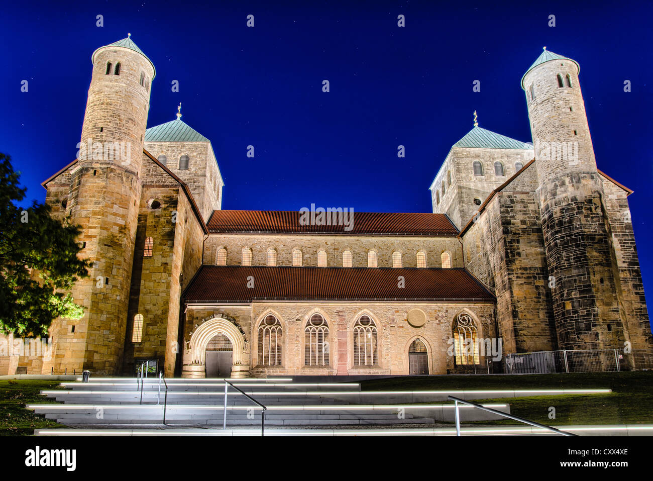 St michael in hildesheim hi-res stock photography and images - Alamy