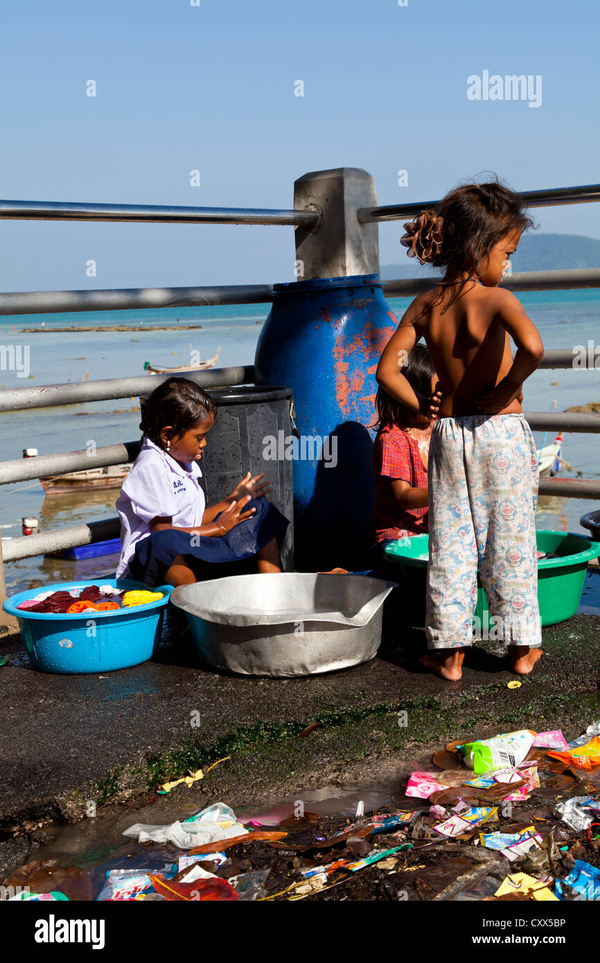Little Sea Gypsy Children doing the Laundry at Rawai Beach in Phuket ...