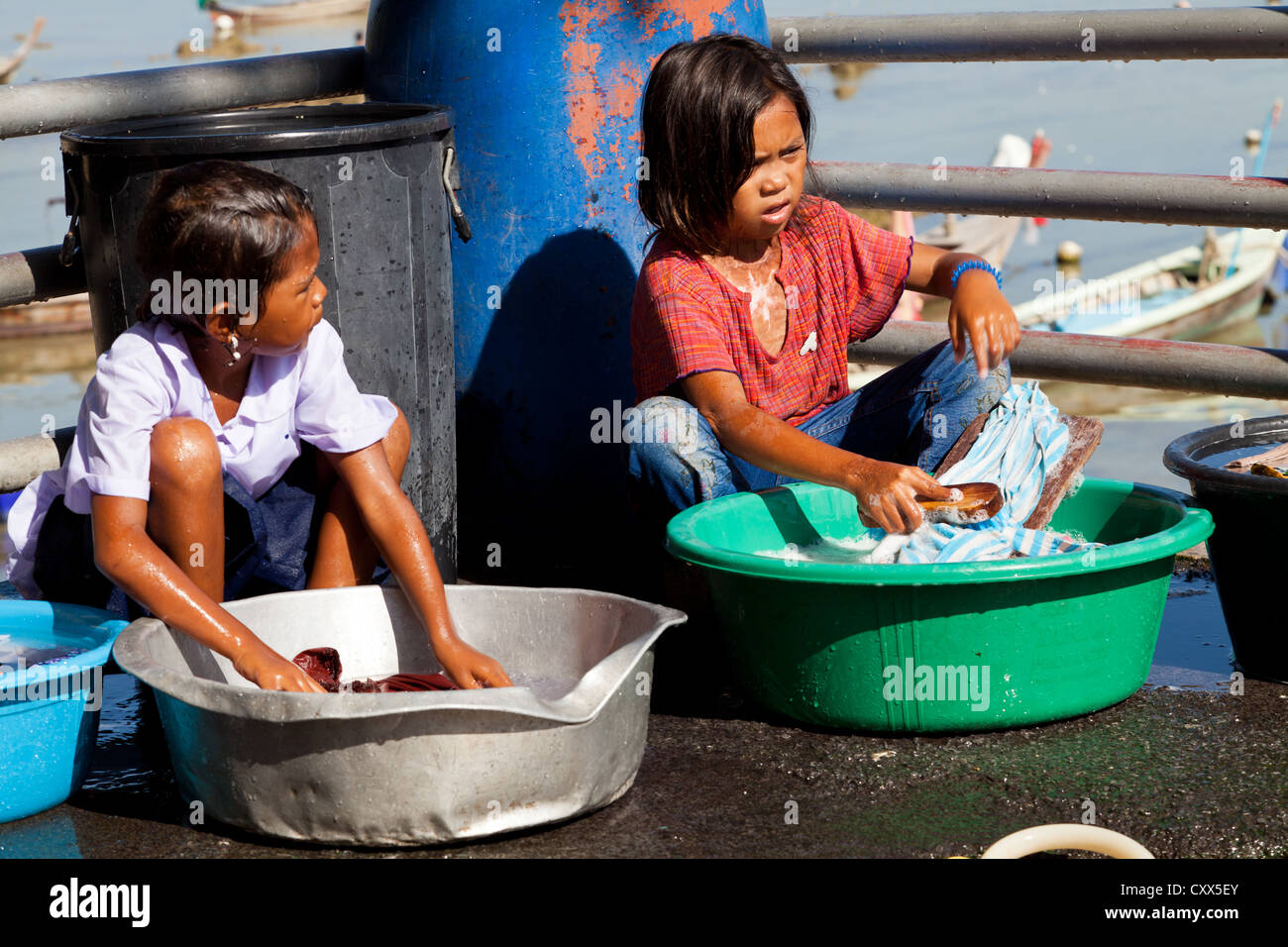 Little Sea Gypsy Children doing the Laundry at Rawai Beach in Phuket ...