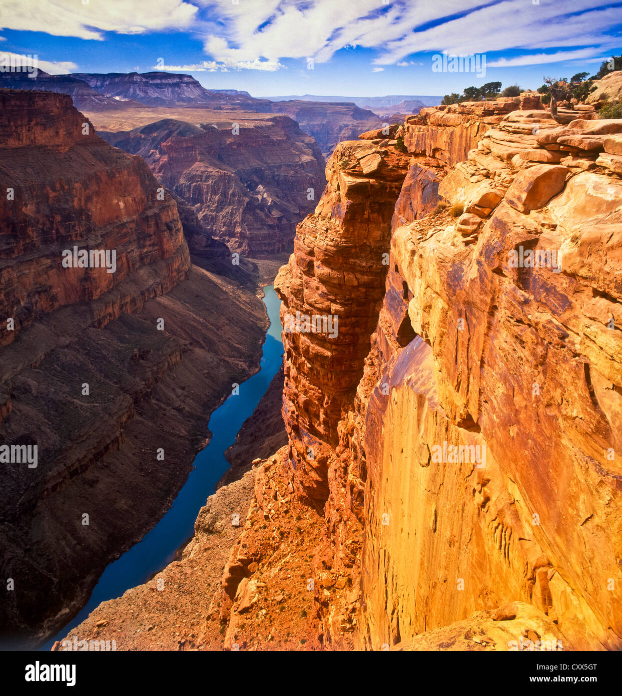 The View from Toroweap Overlook, 3000 vertical feet above the Colorado ...