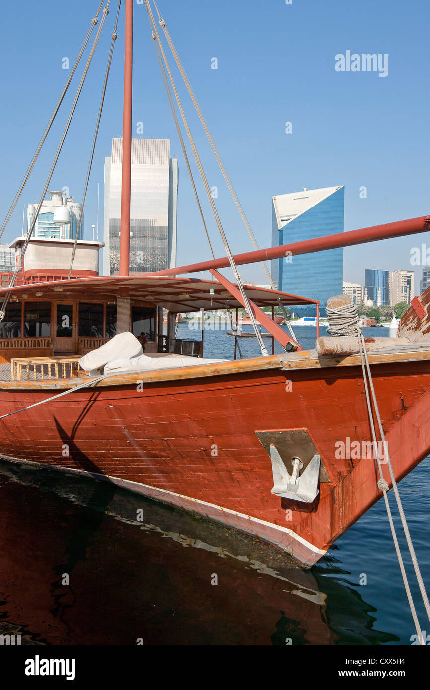 Old wooden boat in dubai hi-res stock photography and images - Alamy