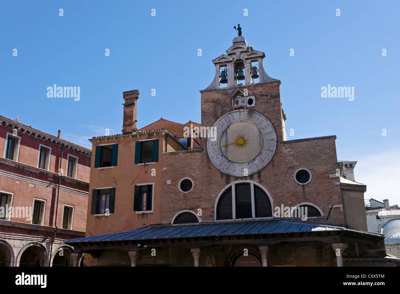 24 hour clock hi-res stock photography and images - Alamy