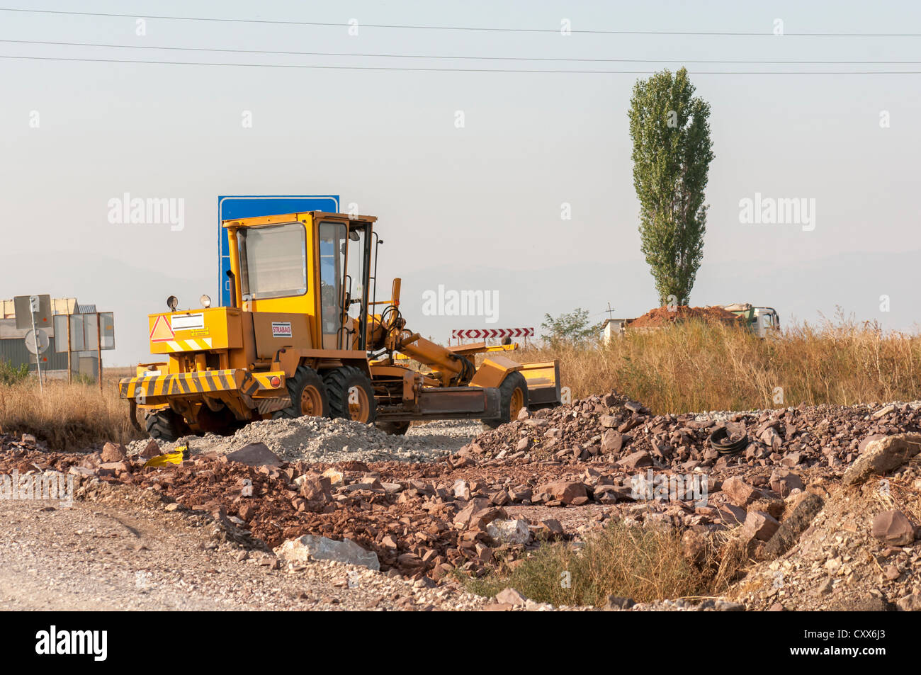 Construction and repair of roads and highways Stock Photo - Alamy