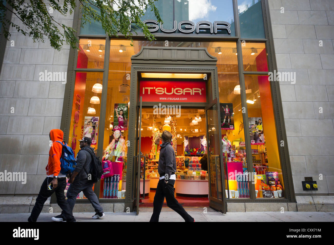 An It'Sugar store in the Upper West Side neighborhood of New York Stock ...