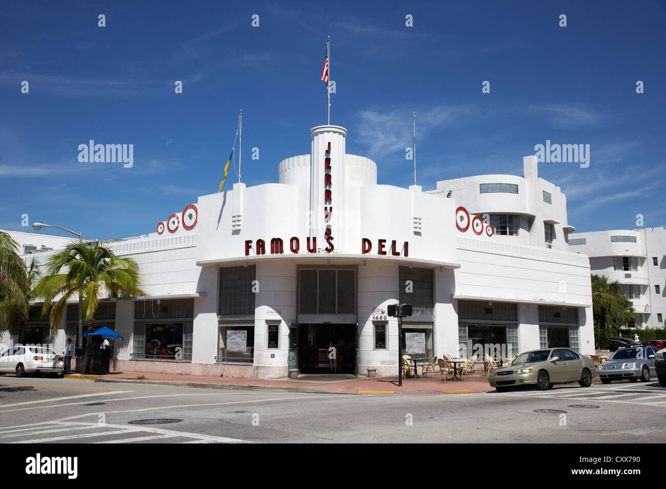 Art deco miami hi-res stock photography and images - Alamy