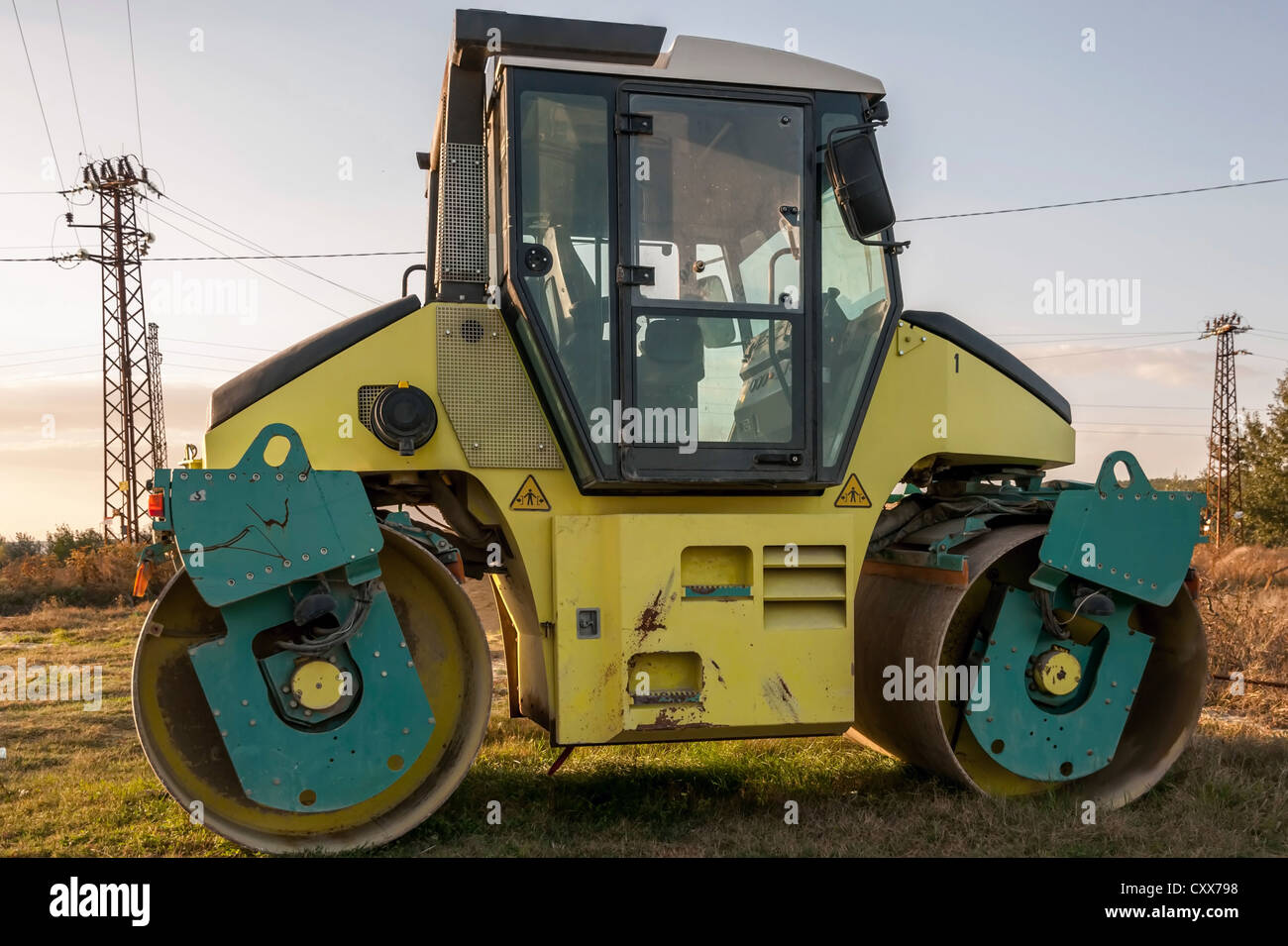 Construction and repair of roads and highways Stock Photo - Alamy