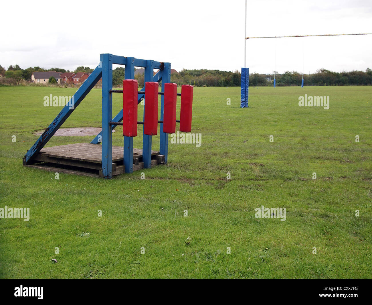 Rugby scrum hi-res stock photography and images - Alamy