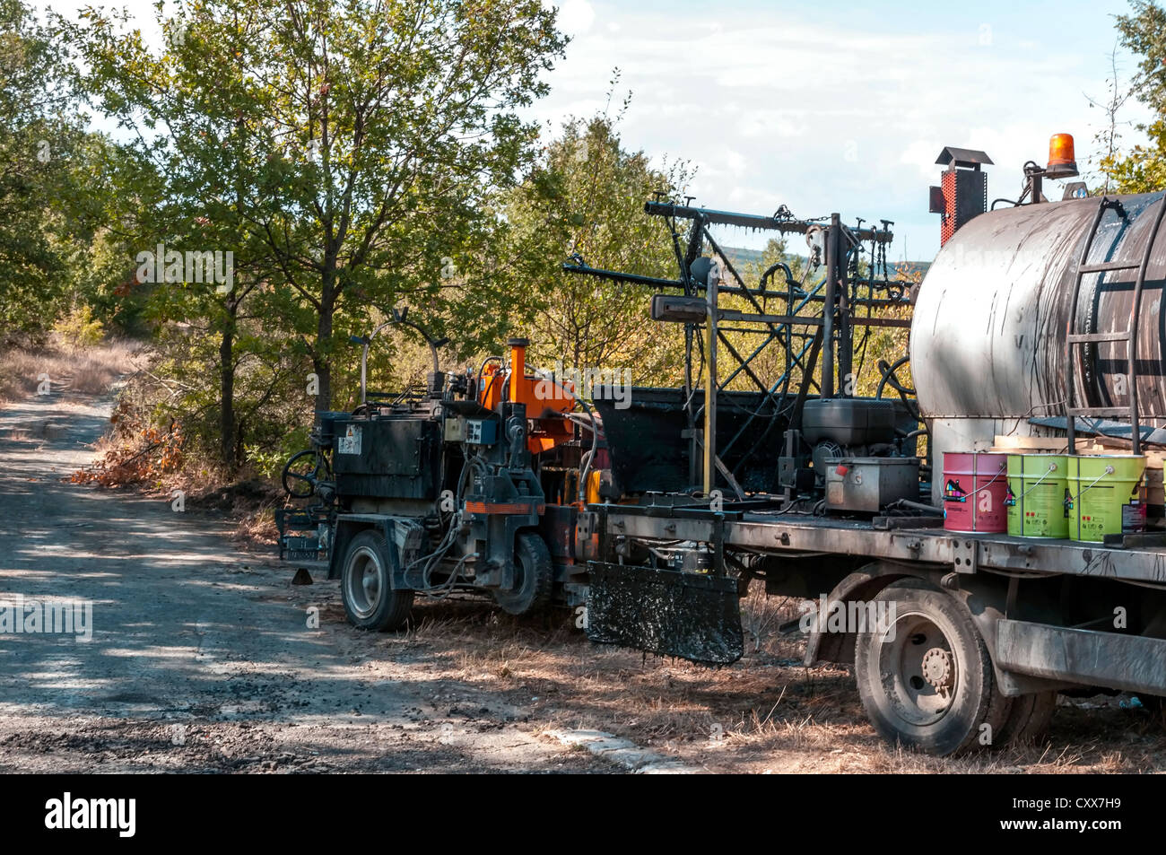 Construction and repair of roads and highways Stock Photo - Alamy